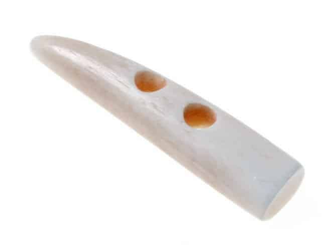 Knebel aus Knochen mit zwei Löchern | Horn & Knochen, Knöpfe | Online ...